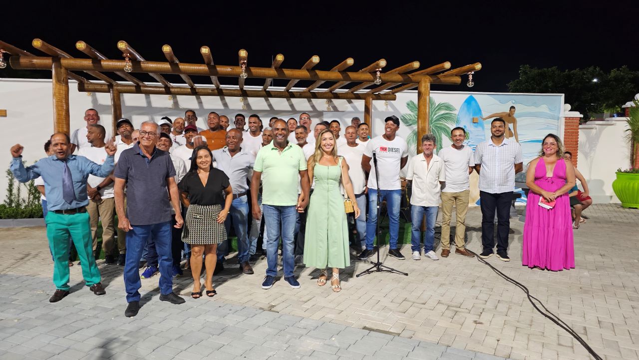 Prefeitura de Mucuri inaugura a nova Praça do Meio Ambiente com grande ...